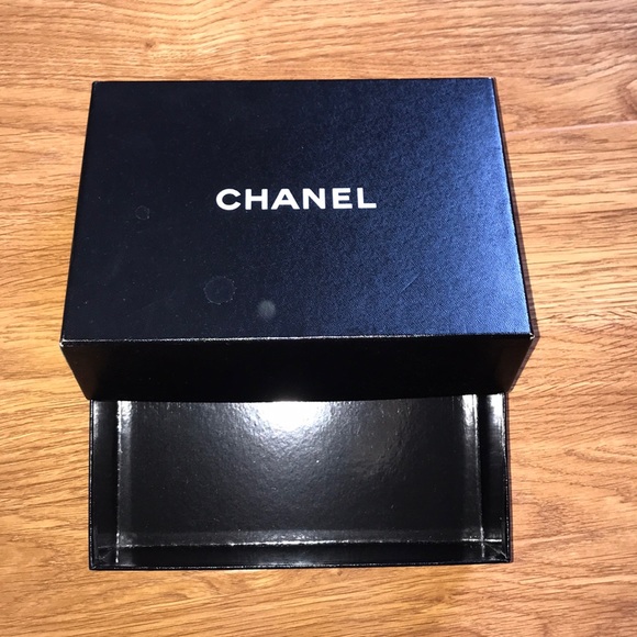 CHANEL | Other | Chanel Gift Box | Poshmark